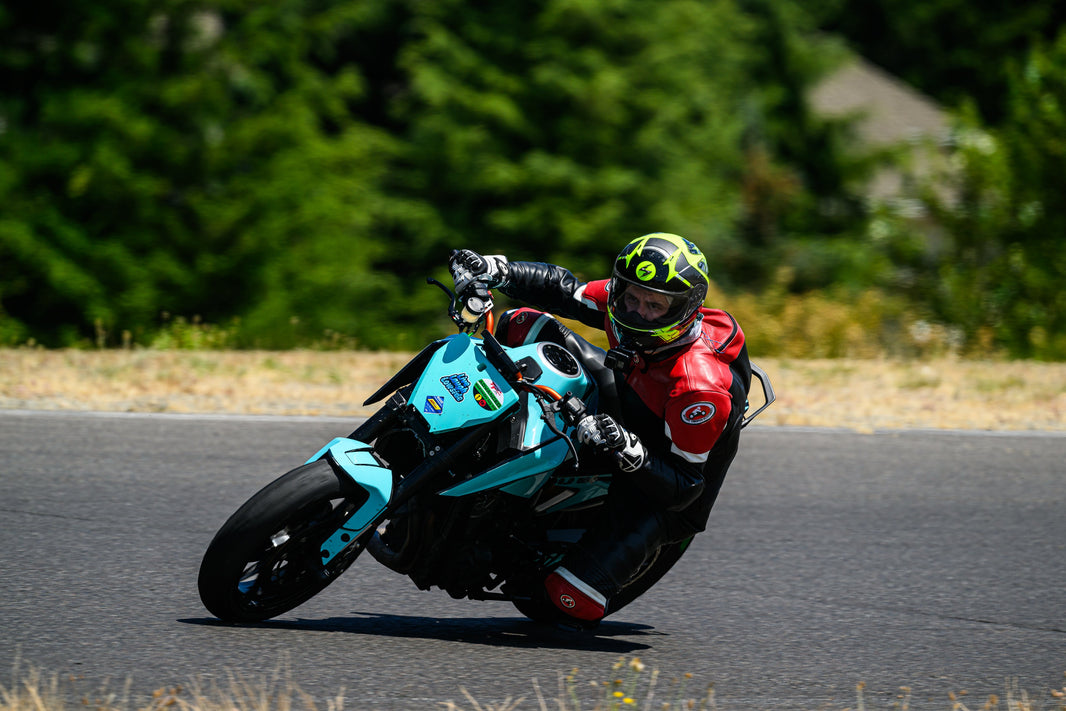 2Fast Motorcycle Track Days & Instruction - Washington & Oregon